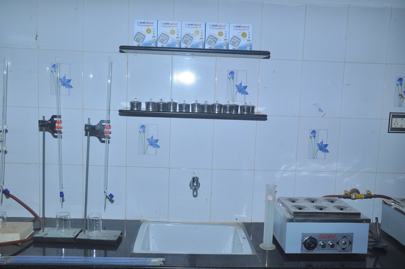 Laboratory - Arpit Homeopathic Medical College